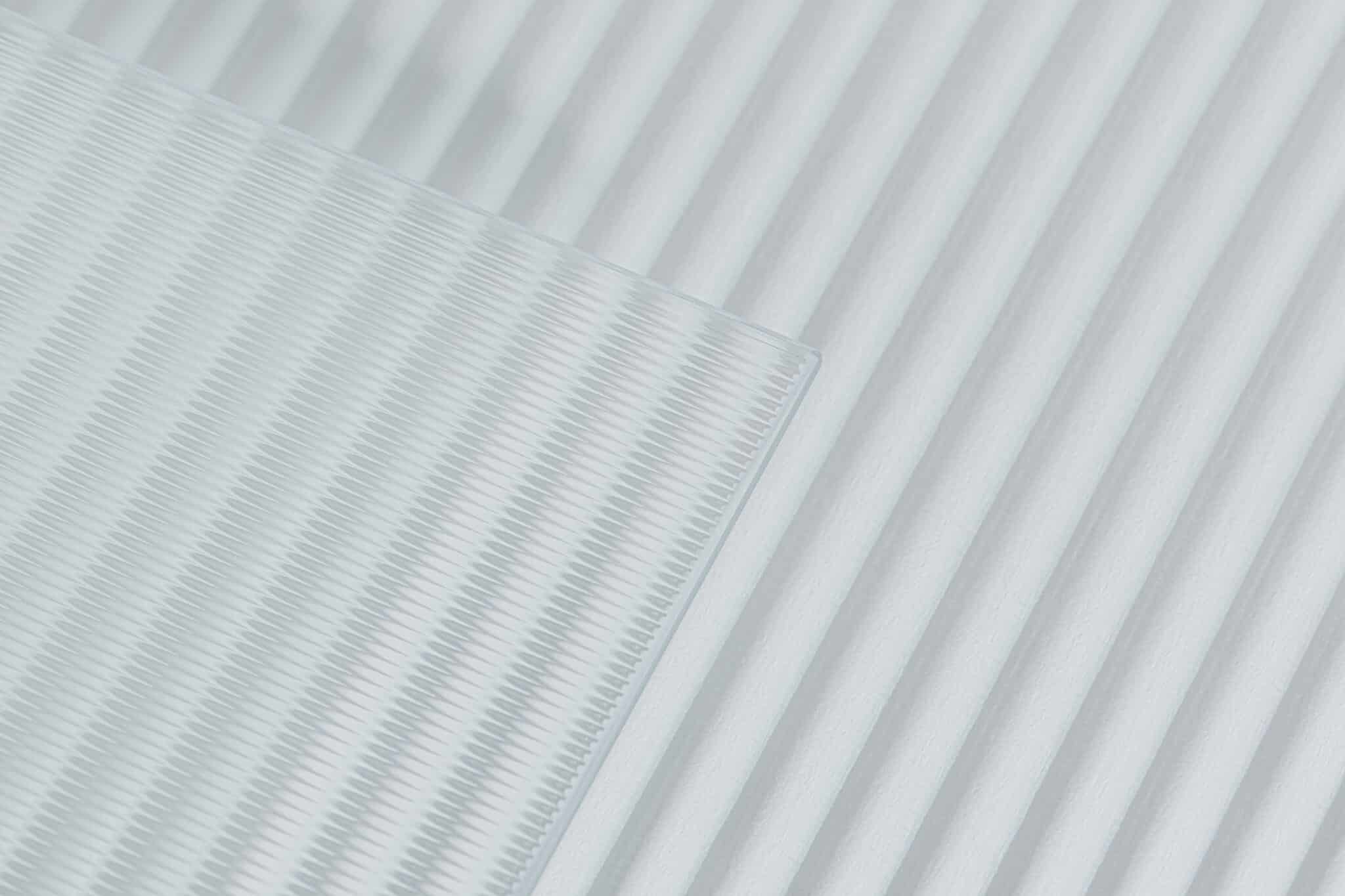 Comment poser une tôle ondulée transparente : étapes, pente, fixations ...